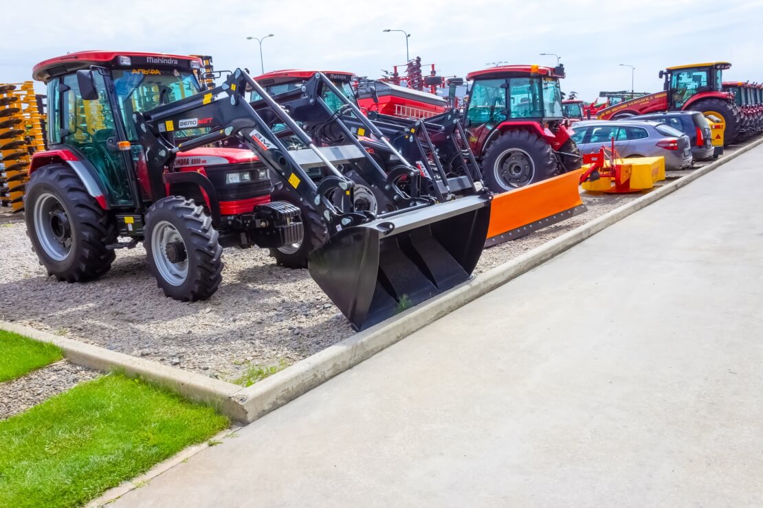 About Mahindra® Tractor Packages - Mahindra USA